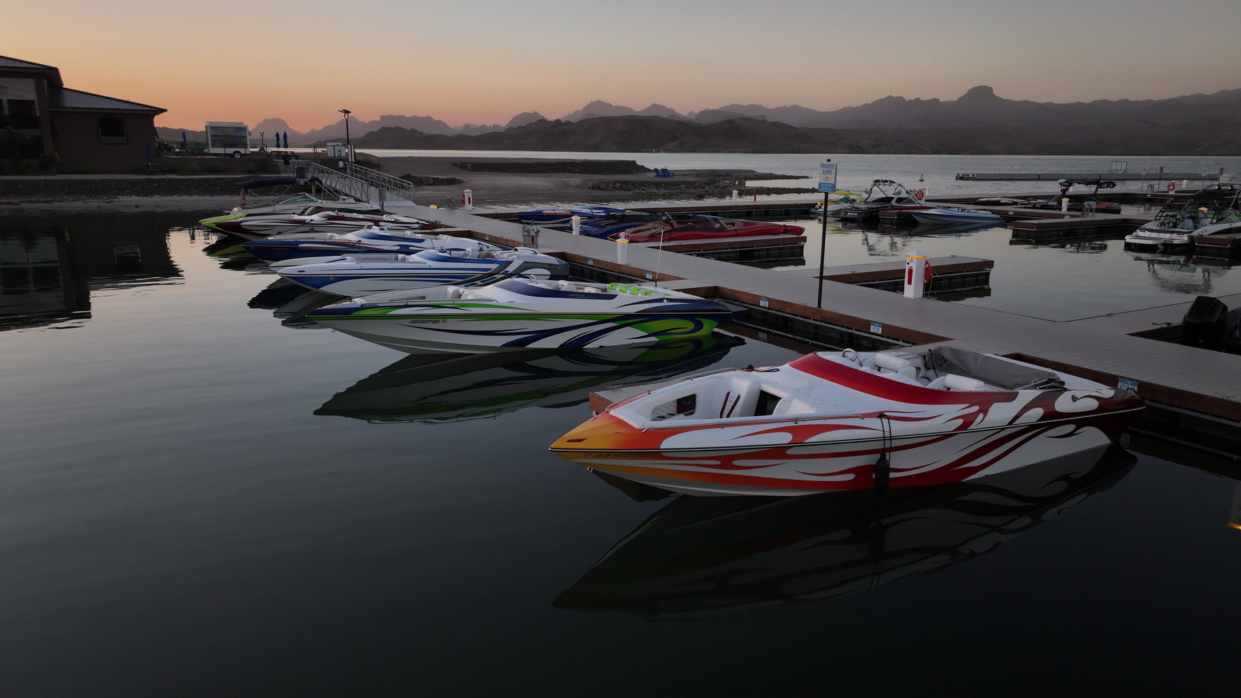 V-Bottoms - Cobra Performance Boats in Montclair, CA